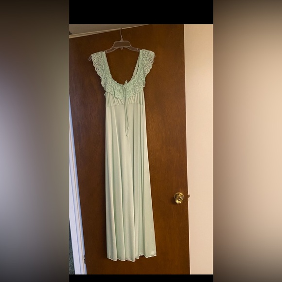 Shadowline | Intimates & Sleepwear | Vintage Elegant Mint Green ...